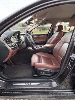 Brown BMW 520 2016 in Riga, with an engine capacity of 2.00 L and mileage of 286 thousand km for 10555 €, photo 9 on AUTOMOTO.COM.LV