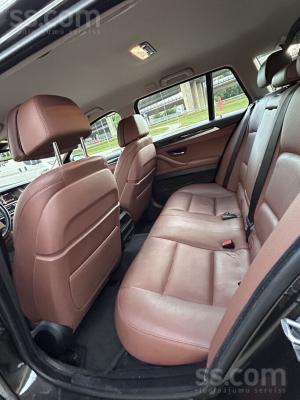 Brown BMW 520 2016 in Riga, with an engine capacity of 2.00 L and mileage of 286 thousand km for 10555 €, photo 11 on AUTOMOTO.COM.LV