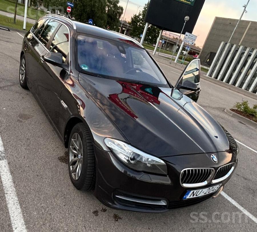 Brown BMW 520 2016 in Riga, with an engine capacity of 2.00 L and mileage of 286 thousand km for 10555 €, photo 15 on AUTOMOTO.COM.LV
