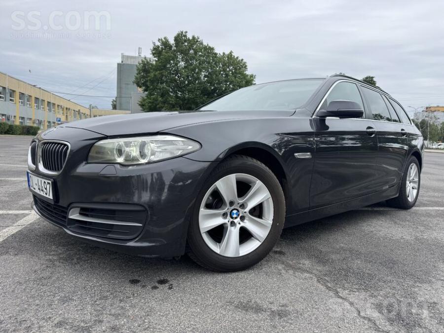 Brown BMW 520 2016 in Riga, with an engine capacity of 2.00 L and mileage of 246 thousand km for 9650 €, photo 1 on AUTOMOTO.COM.LV
