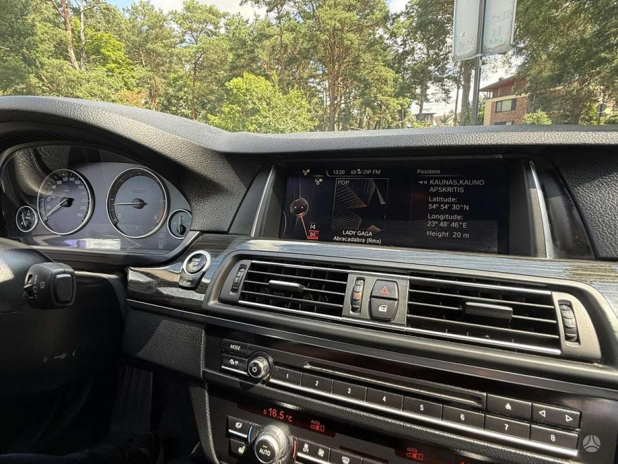 Brūns BMW 520 2016 Kauņa, ar dzinēja tilpumu 2.00 L un nobraukumu 277 tūkst. km par 11800 €, foto 27 vietnē AUTOMOTO.COM.LV