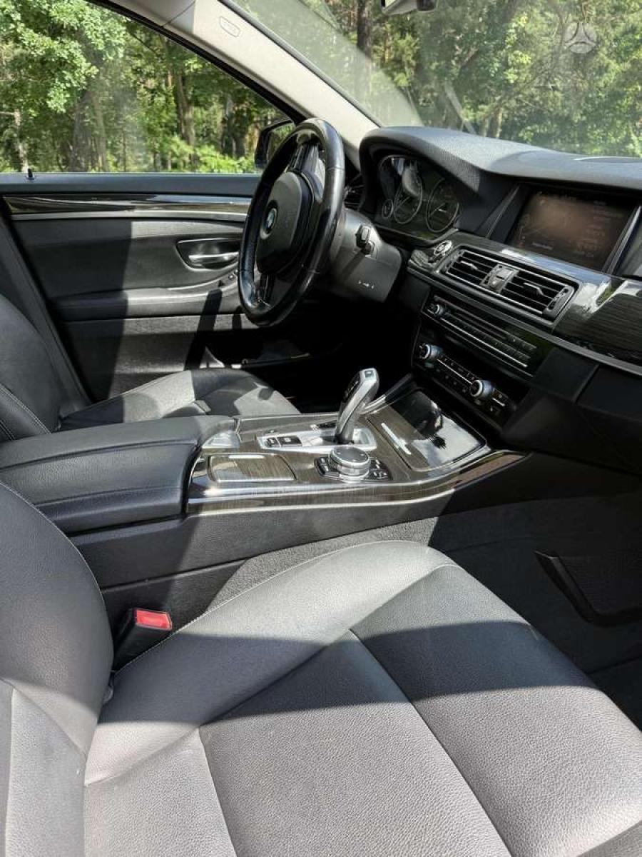Brūns BMW 520 2016 Kauņa, ar dzinēja tilpumu 2.00 L un nobraukumu 277 tūkst. km par 11800 €, foto 32 vietnē AUTOMOTO.COM.LV