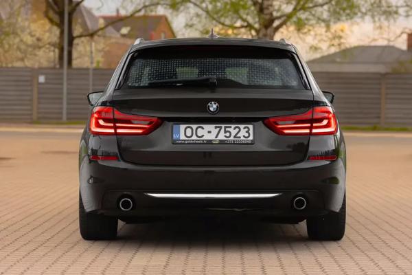 Brown BMW 520 2017 in Jelgava, with an engine capacity of 2.00 L and mileage of 216 thousand km for 16900 €, photo 6 on AUTOMOTO.COM.LV