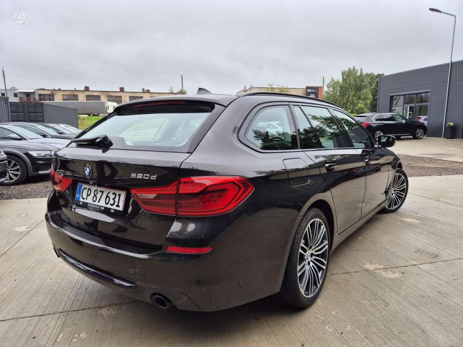 Brown BMW 520 2017 in Utena, with an engine capacity of 2.00 L and mileage of 331 thousand km for 13990 €, photo 5 on AUTOMOTO.COM.LV