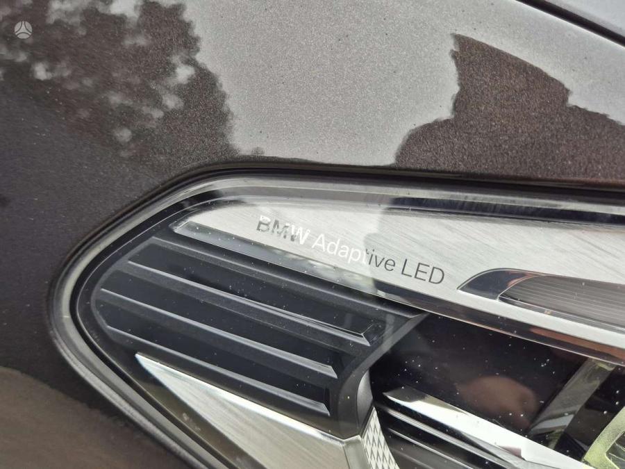 Brown BMW 520 2017 in Utena, with an engine capacity of 2.00 L and mileage of 331 thousand km for 13990 €, photo 21 on AUTOMOTO.COM.LV