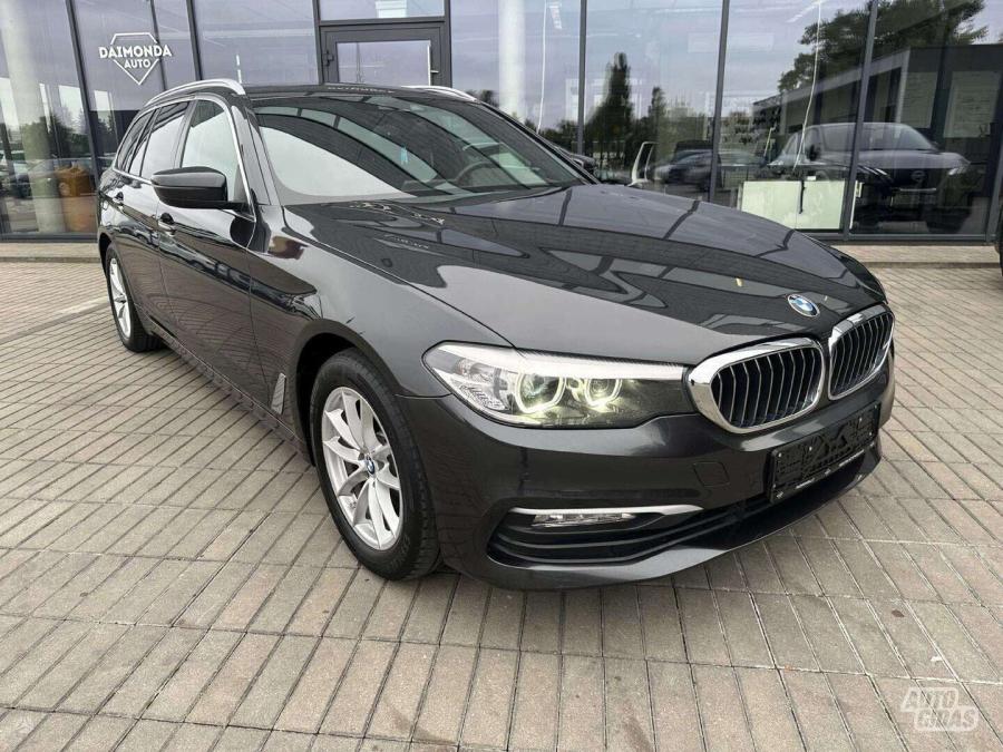 Brown BMW 520 2018 in Kaunas, with an engine capacity of 2.00 L and mileage of 272 thousand km for 14500 €, photo 3 on AUTOMOTO.COM.LV