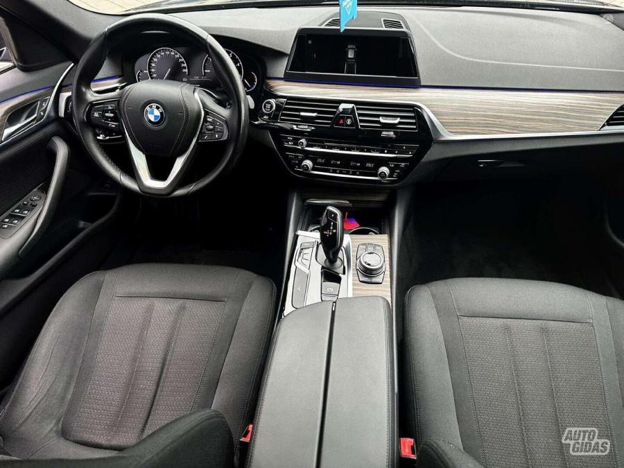 Brown BMW 520 2018 in Kaunas, with an engine capacity of 2.00 L and mileage of 272 thousand km for 14500 €, photo 7 on AUTOMOTO.COM.LV