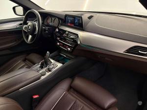 Brown BMW 520 2018 in Marijampole, with an engine capacity of 2.00 L and mileage of 187 thousand km for 17999 €, photo 17 on AUTOMOTO.COM.LV