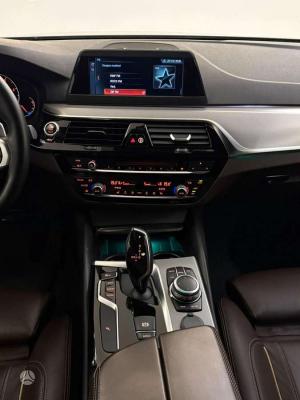 Brown BMW 520 2018 in Marijampole, with an engine capacity of 2.00 L and mileage of 187 thousand km for 17999 €, photo 22 on AUTOMOTO.COM.LV