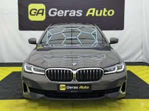 Brown BMW 520 2020 in Vilnius, with an engine capacity of 2.00 L and mileage of 167 thousand km for 28500 €, photo 8 on AUTOMOTO.COM.LV