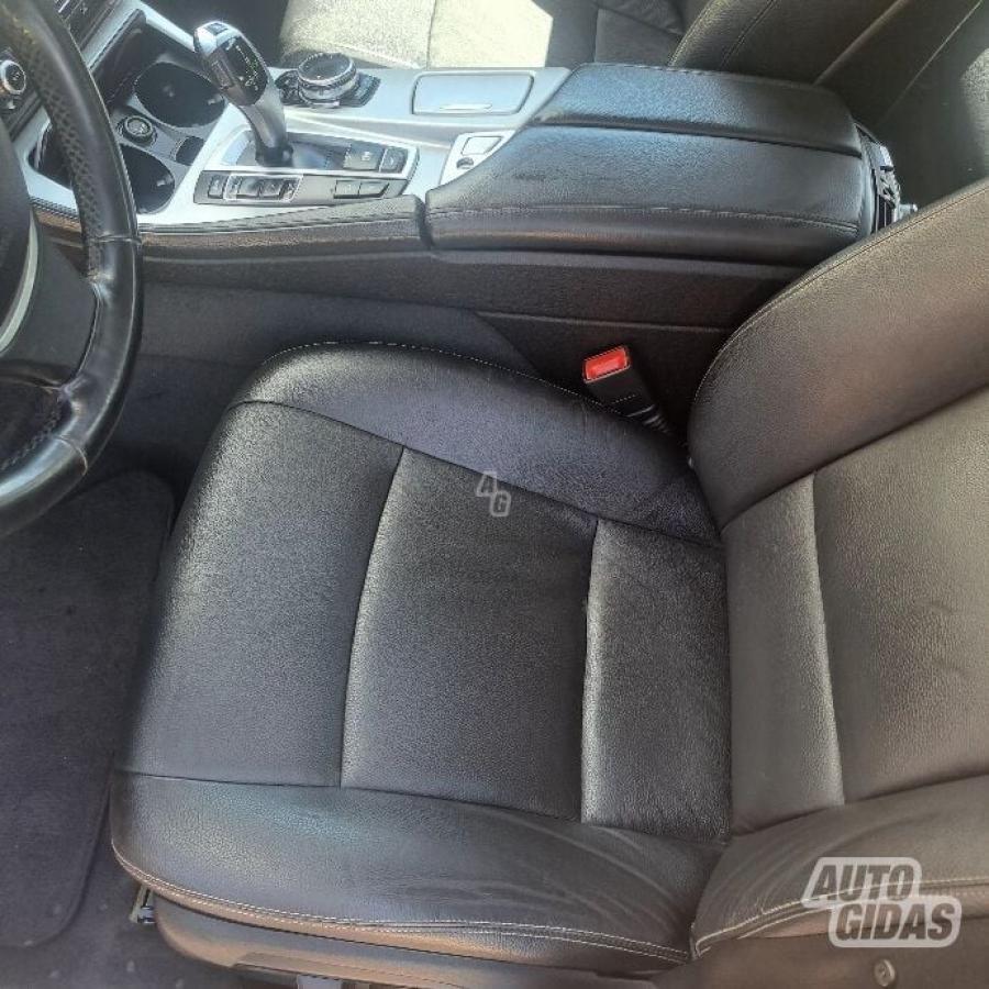 BMW 520 2013 in Utena, with an engine capacity of 2.00 L and mileage of 305 thousand km for 7950 €, photo 8 on AUTOMOTO.COM.LV