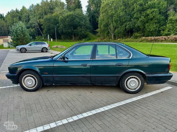 Zaļš BMW 520 1994 Viļņa, ar dzinēja tilpumu 2.00 L un nobraukumu 205 tūkst. km par 4000 €, foto 6 vietnē AUTOMOTO.COM.LV