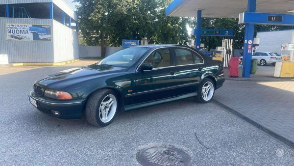Zaļš BMW 520 1997 Marijampole, ar dzinēja tilpumu 1.99 L un nobraukumu 270 tūkst. km par 2999 €, foto 3 vietnē AUTOMOTO.COM.LV