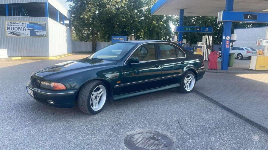 Green BMW 520 1997 in Marijampole, with an engine capacity of 1.99 L and mileage of 270 thousand km for 2999 €, photo 4 on AUTOMOTO.COM.LV
