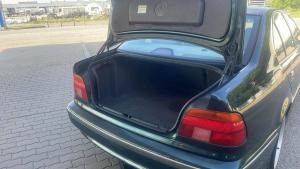 Green BMW 520 1997 in Marijampole, with an engine capacity of 1.99 L and mileage of 270 thousand km for 2999 €, photo 15 on AUTOMOTO.COM.LV