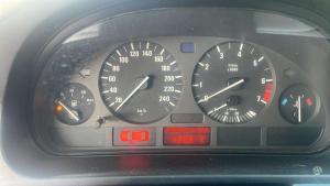 Green BMW 520 1997 in Marijampole, with an engine capacity of 1.99 L and mileage of 270 thousand km for 2999 €, photo 16 on AUTOMOTO.COM.LV