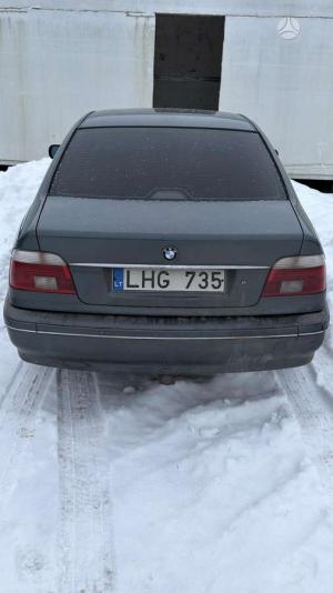 Zaļš BMW 520 2001 Rokiškis, ar dzinēja tilpumu 2.00 L un nobraukumu 470 tūkst. km par 650 €, foto 4 vietnē AUTOMOTO.COM.LV