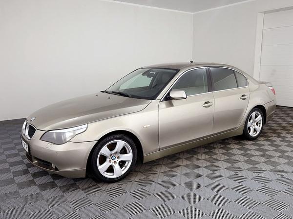 Zaļš BMW 520 2003 Tallina, ar dzinēja tilpumu 2.20 L un nobraukumu 475 tūkst. km par 1299 €, foto 2 vietnē AUTOMOTO.COM.LV