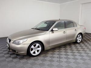 Green BMW 520 2003 in Tallinn, with an engine capacity of 2.20 L and mileage of 475 thousand km for 1299 €, photo 3 on AUTOMOTO.COM.LV