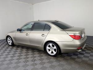 Green BMW 520 2003 in Tallinn, with an engine capacity of 2.20 L and mileage of 475 thousand km for 1299 €, photo 5 on AUTOMOTO.COM.LV