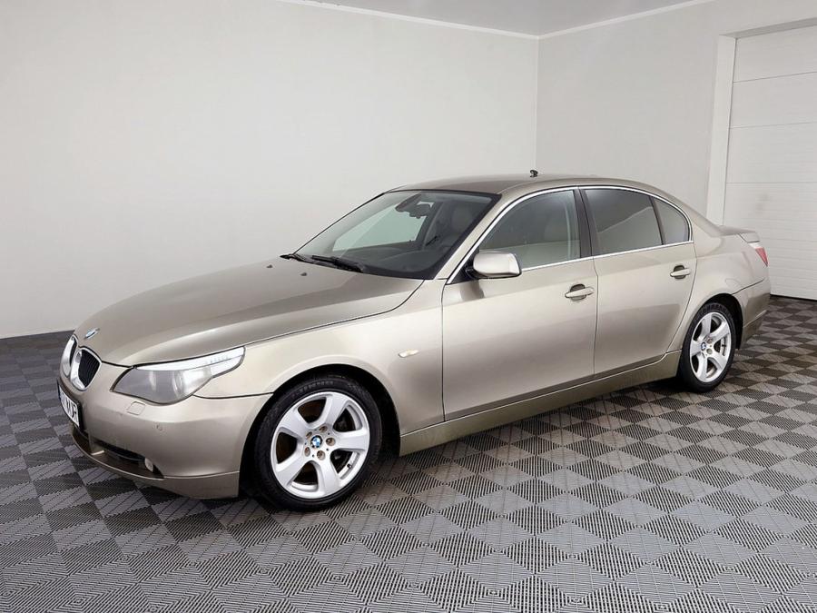 Green BMW 520 2003 in Tallinn, with an engine capacity of 2.20 L and mileage of 475 thousand km for 1299 €, photo 10 on AUTOMOTO.COM.LV