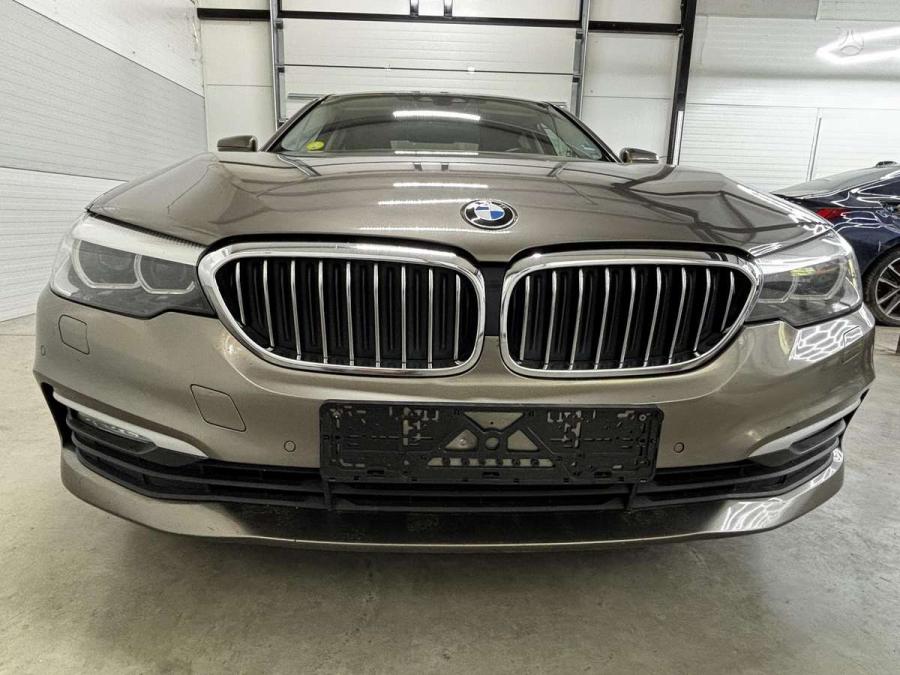 Zaļš BMW 520 2017 Utena, ar dzinēja tilpumu 2.00 L un nobraukumu 337 tūkst. km par 14200 €, foto 3 vietnē AUTOMOTO.COM.LV