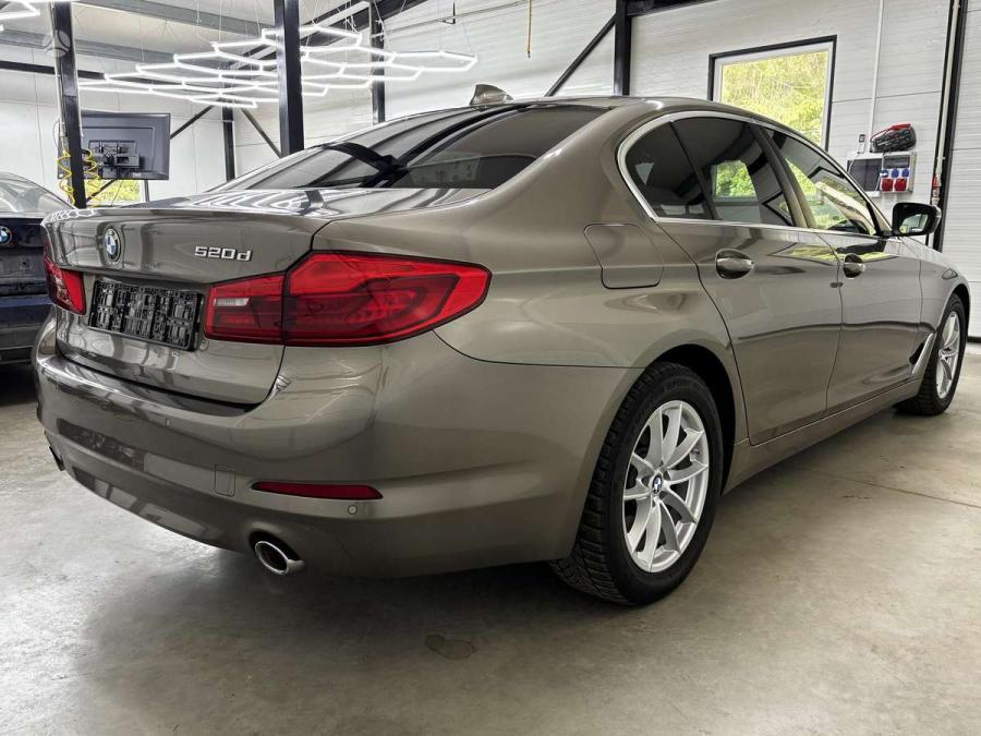 Zaļš BMW 520 2017 Utena, ar dzinēja tilpumu 2.00 L un nobraukumu 337 tūkst. km par 14200 €, foto 5 vietnē AUTOMOTO.COM.LV