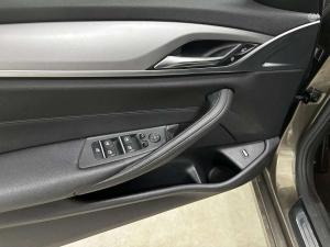 Zaļš BMW 520 2017 Utena, ar dzinēja tilpumu 2.00 L un nobraukumu 337 tūkst. km par 14200 €, foto 9 vietnē AUTOMOTO.COM.LV