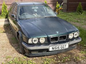 Green BMW 520 1995 in Kretinga, with an engine capacity of 1.99 L and mileage of 140 thousand km for 1300 €, photo 3 on AUTOMOTO.COM.LV