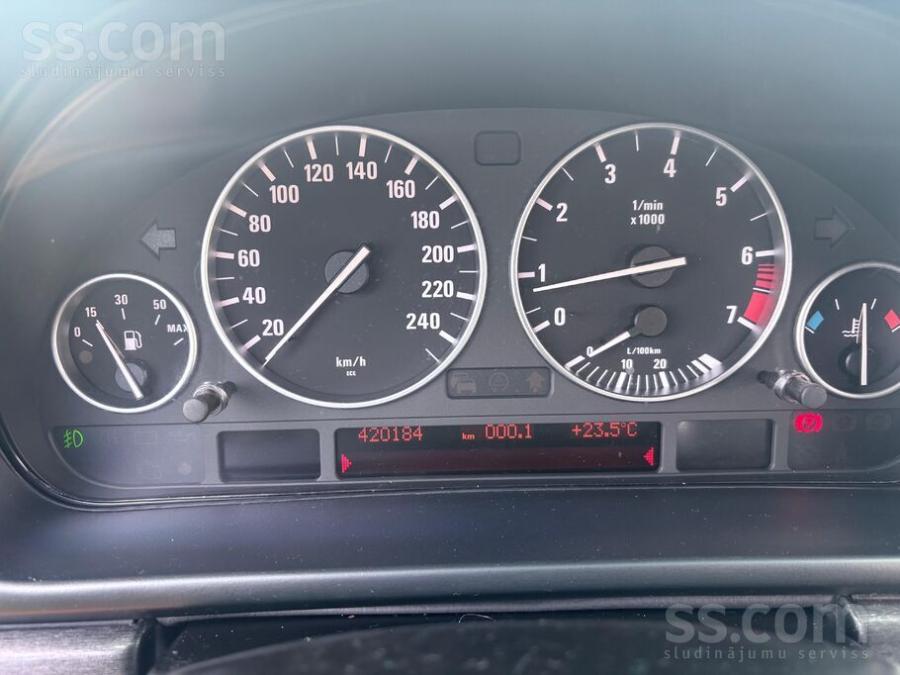 Зеленый БМВ 520 2003 в Рига, объемом двигателя 2.20 л и пробегом 420 тыс. км за 2550 €, фото 11 на AUTOMOTO.COM.LV