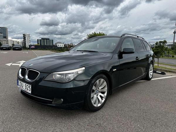 Zaļš BMW 520 2007 Viļņa, ar dzinēja tilpumu 2.00 L un nobraukumu 322 tūkst. km par 3500 €, foto 1 vietnē AUTOMOTO.COM.LV