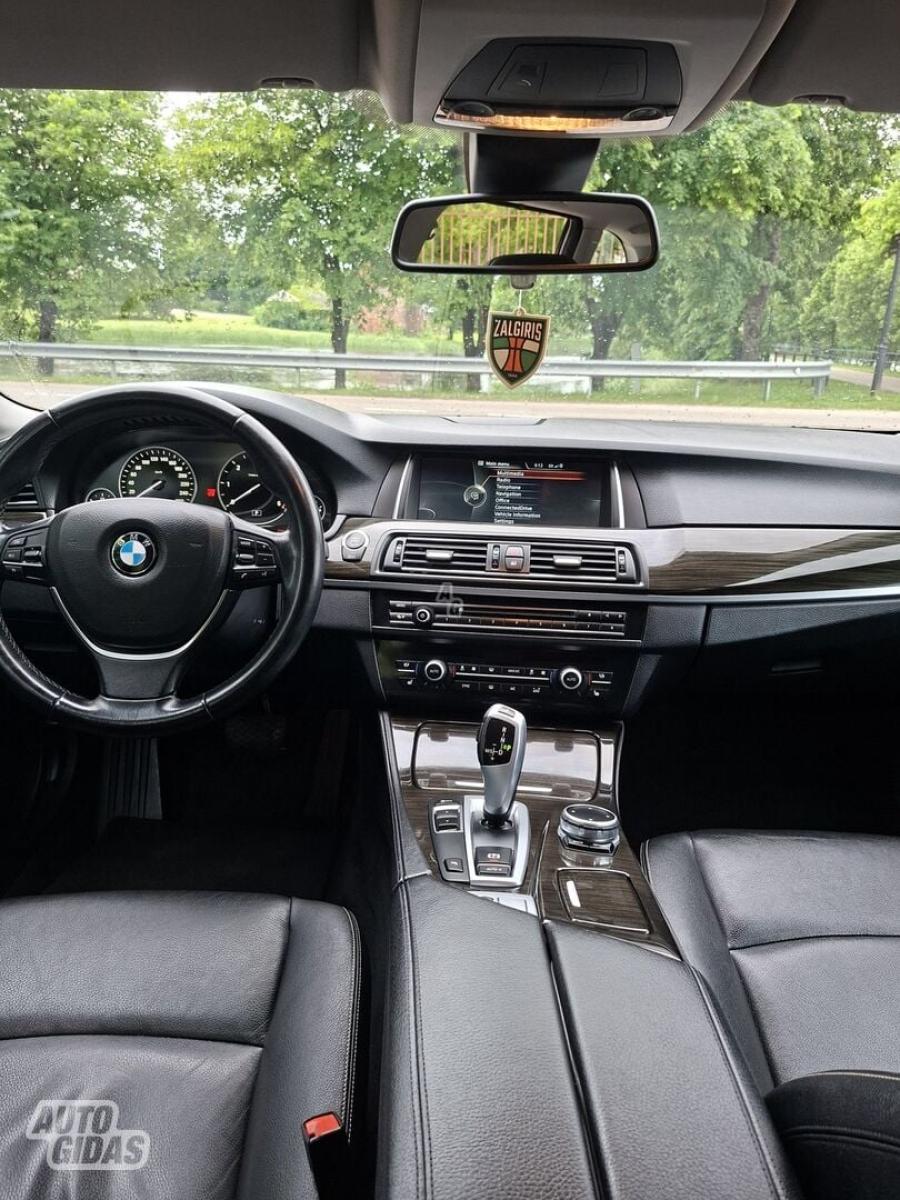 Green BMW 520 2014 in Vilnius, with an engine capacity of 2.00 L and mileage of 172 thousand km for 11300 €, photo 10 on AUTOMOTO.COM.LV