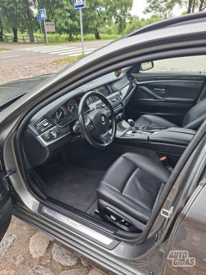 Green BMW 520 2014 in Vilnius, with an engine capacity of 2.00 L and mileage of 172 thousand km for 11300 €, photo 11 on AUTOMOTO.COM.LV