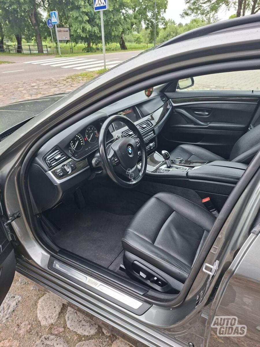 Green BMW 520 2014 in Vilnius, with an engine capacity of 2.00 L and mileage of 172 thousand km for 11300 €, photo 11 on AUTOMOTO.COM.LV