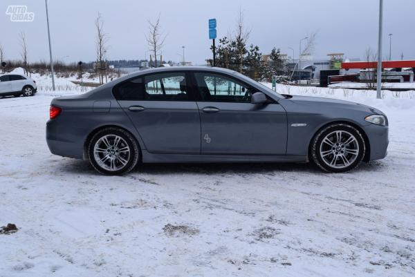 Grey BMW 520 2011 in Vilnius, with an engine capacity of 2.00 L and mileage of 306 thousand km for 10400 €, photo 4 on AUTOMOTO.COM.LV