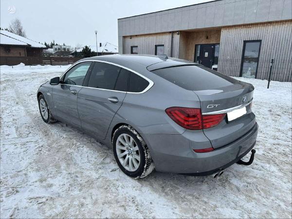 Grey BMW 520 2012 in Klaipeda, with an engine capacity of 2.00 L and mileage of 207 thousand km for 11800 €, photo 6 on AUTOMOTO.COM.LV