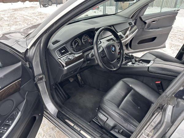 Grey BMW 520 2012 in Klaipeda, with an engine capacity of 2.00 L and mileage of 207 thousand km for 11800 €, photo 9 on AUTOMOTO.COM.LV