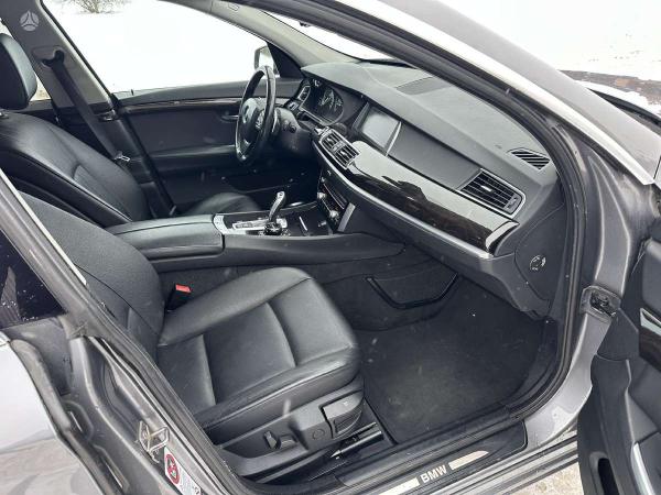 Grey BMW 520 2012 in Klaipeda, with an engine capacity of 2.00 L and mileage of 207 thousand km for 11800 €, photo 10 on AUTOMOTO.COM.LV