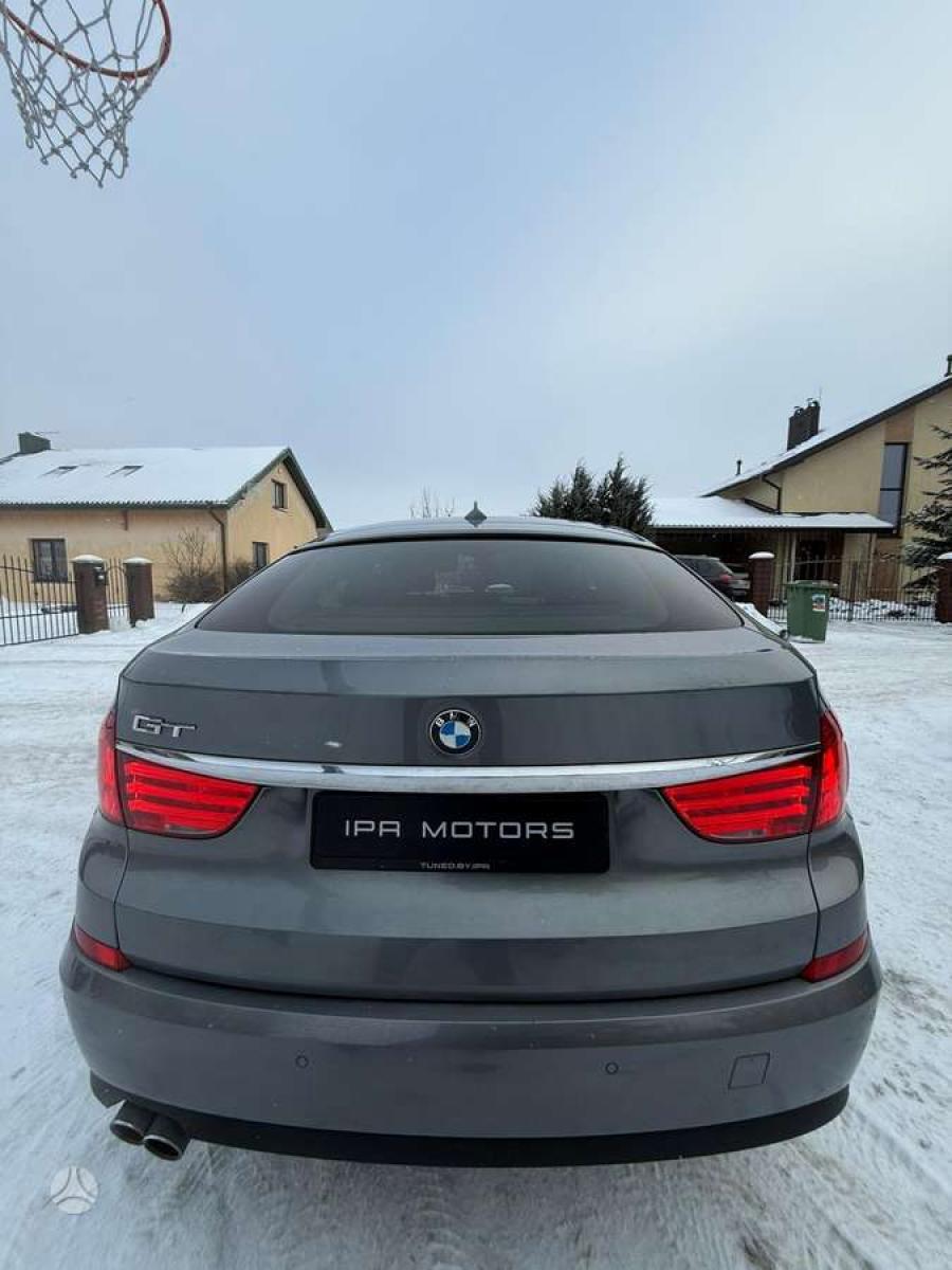 Grey BMW 520 2013 in Kaunas, with an engine capacity of 2.00 L and mileage of 295 thousand km for 10800 €, photo 7 on AUTOMOTO.COM.LV