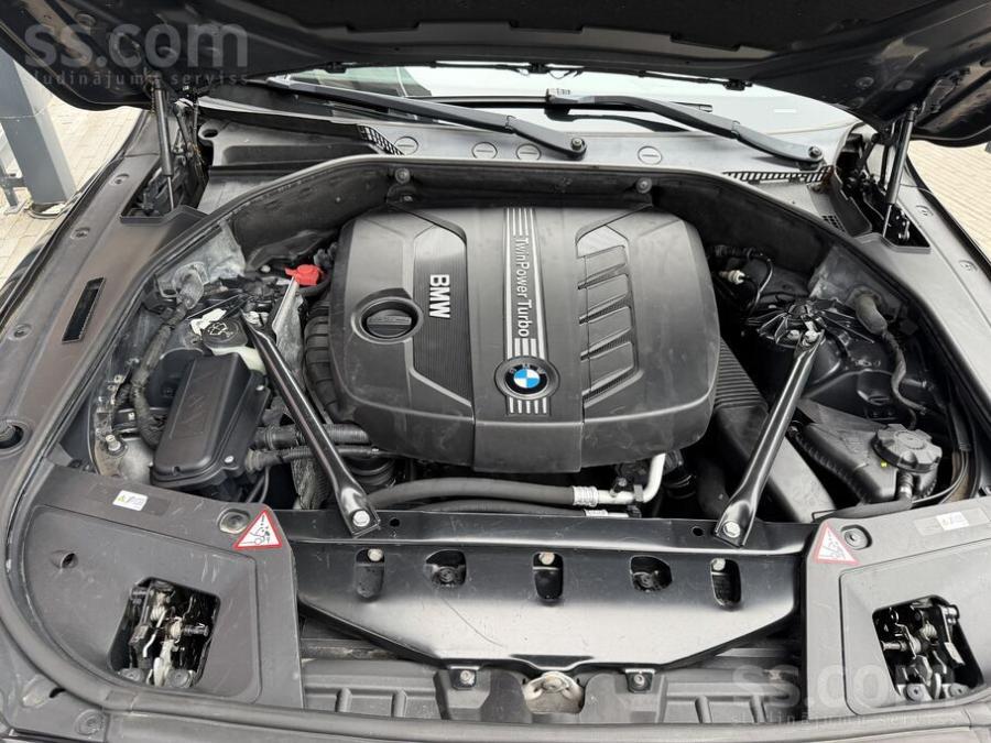 Pelēks BMW 520 2013 Tukums, ar dzinēja tilpumu 2.00 L un nobraukumu 253 tūkst. km par 12990 €, foto 35 vietnē AUTOMOTO.COM.LV