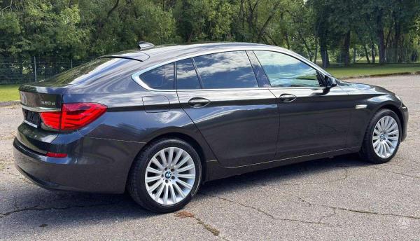Grey BMW 520 2013 in Siauliai, with an engine capacity of 2.00 L and mileage of 180 thousand km for 11700 €, photo 10 on AUTOMOTO.COM.LV