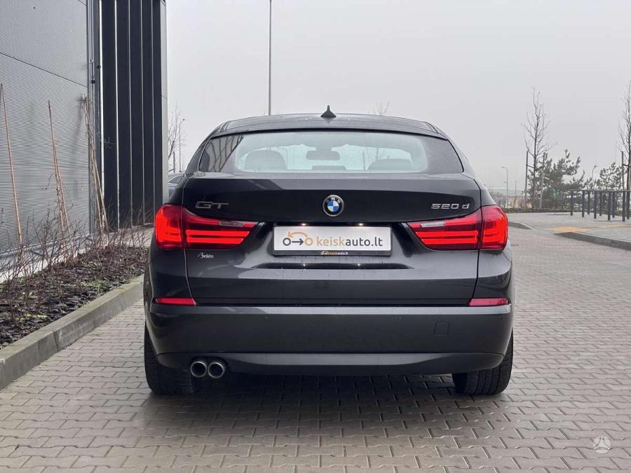 Pelēks BMW 520 2014 Viļņa, ar dzinēja tilpumu 2.00 L un nobraukumu 289 tūkst. km par 11800 €, foto 2 vietnē AUTOMOTO.COM.LV
