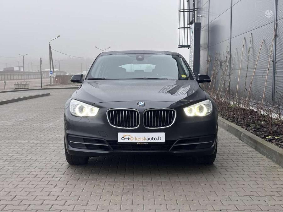 Pelēks BMW 520 2014 Viļņa, ar dzinēja tilpumu 2.00 L un nobraukumu 289 tūkst. km par 11800 €, foto 3 vietnē AUTOMOTO.COM.LV