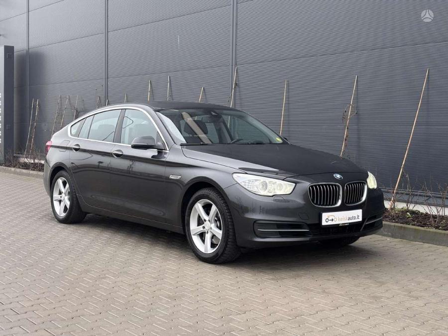 Pelēks BMW 520 2014 Viļņa, ar dzinēja tilpumu 2.00 L un nobraukumu 289 tūkst. km par 11800 €, foto 4 vietnē AUTOMOTO.COM.LV