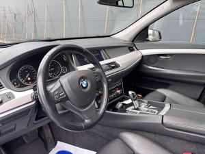 Pelēks BMW 520 2014 Viļņa, ar dzinēja tilpumu 2.00 L un nobraukumu 289 tūkst. km par 11800 €, foto 22 vietnē AUTOMOTO.COM.LV