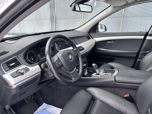 Pelēks BMW 520 2014 Viļņa, ar dzinēja tilpumu 2.00 L un nobraukumu 289 tūkst. km par 11800 €, foto 21 vietnē AUTOMOTO.COM.LV