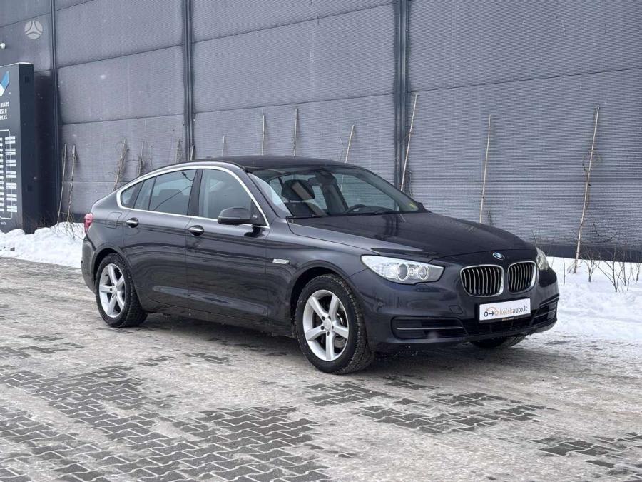 Grey BMW 520 2014 in Vilnius, with an engine capacity of 2.00 L and mileage of 289 thousand km for 11800 €, photo 4 on AUTOMOTO.COM.LV