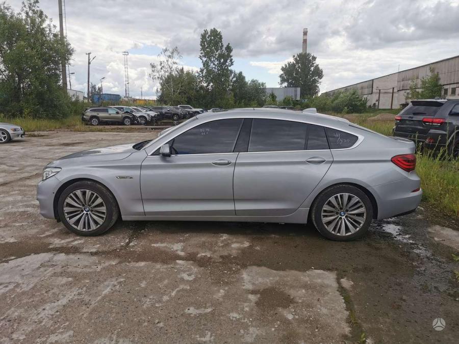 Pelēks BMW 520 2014 Šauļi, ar dzinēja tilpumu 2.00 L un nobraukumu 254 tūkst. km par 9600 €, foto 7 vietnē AUTOMOTO.COM.LV