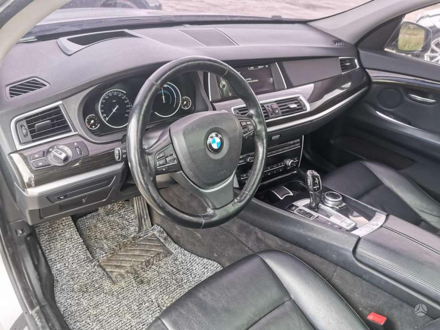 Pelēks BMW 520 2014 Šauļi, ar dzinēja tilpumu 2.00 L un nobraukumu 254 tūkst. km par 9600 €, foto 10 vietnē AUTOMOTO.COM.LV