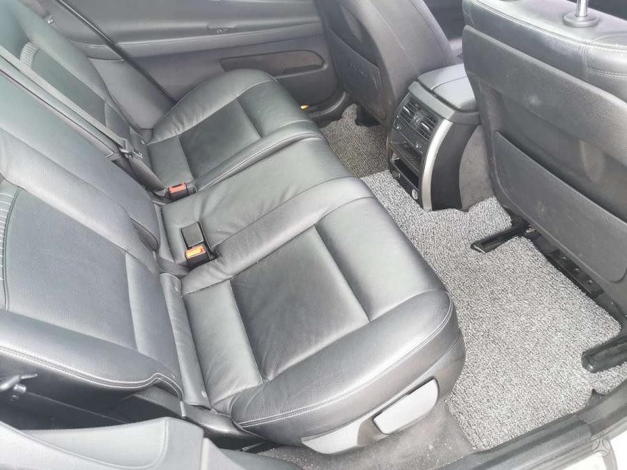 Pelēks BMW 520 2014 Šauļi, ar dzinēja tilpumu 2.00 L un nobraukumu 254 tūkst. km par 9600 €, foto 15 vietnē AUTOMOTO.COM.LV